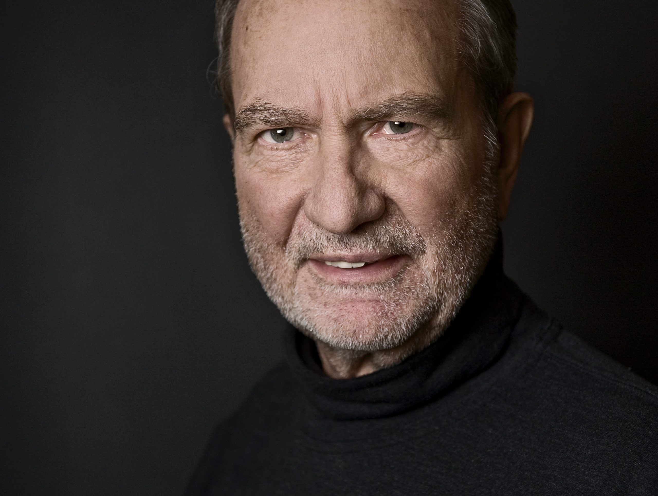 Edgar Reitz wird mit dem Ehrenpreis für herausragende Verdienste um den ...