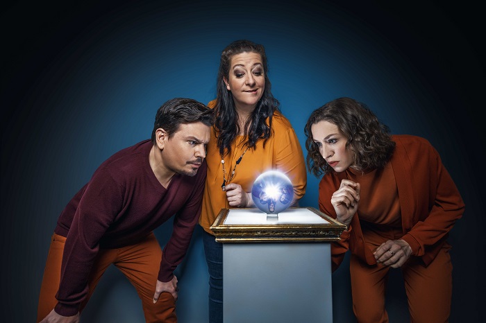 Satire auf Höhe der Zeit: Berliner Kabarett-Ensemble in Gera