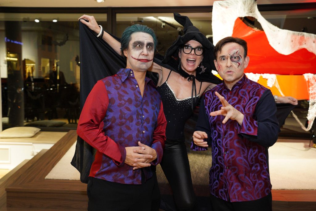 Pre-Halloween Showcase mit Igudesman & Joo bei Steinway and Sons München
