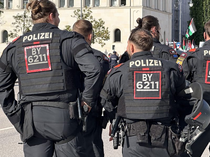 Interview mit Manuel Ostermann - Die Polizei warnt, Deutschland ist ...